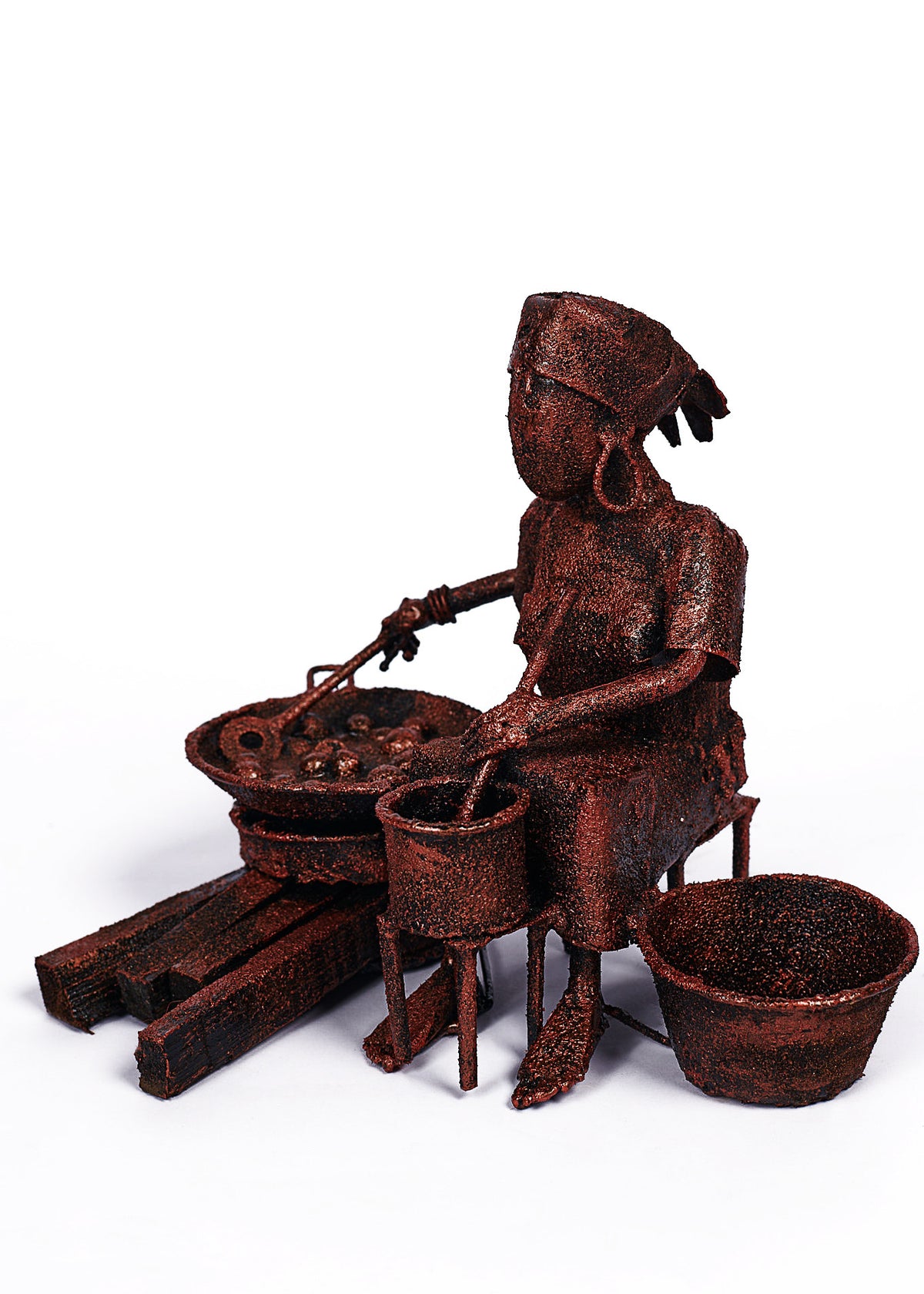 MASSKOT WOMAN FRYING AKARA | Quintessence